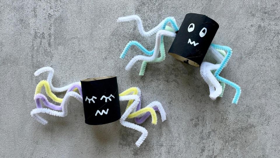 Creare ragni e ragnatele con i bambini per Halloween | Famigros