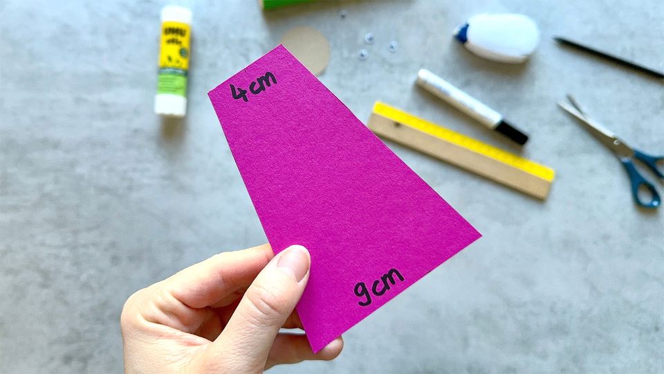Idée bricolage: carte super-héros pour la Fête des pères | Famigros