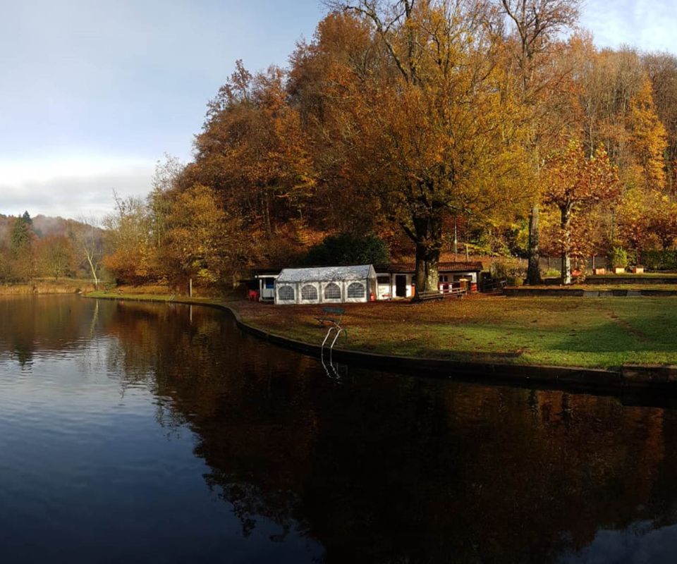 Baden und fischen im Astano-See im Malcantone | Famigros