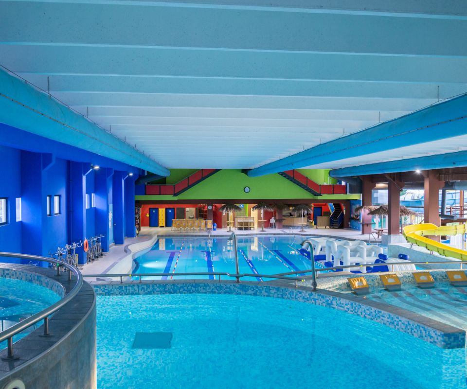 Im Aquapark in Balerna ist das ganze Jahr über Sommer | Famigros