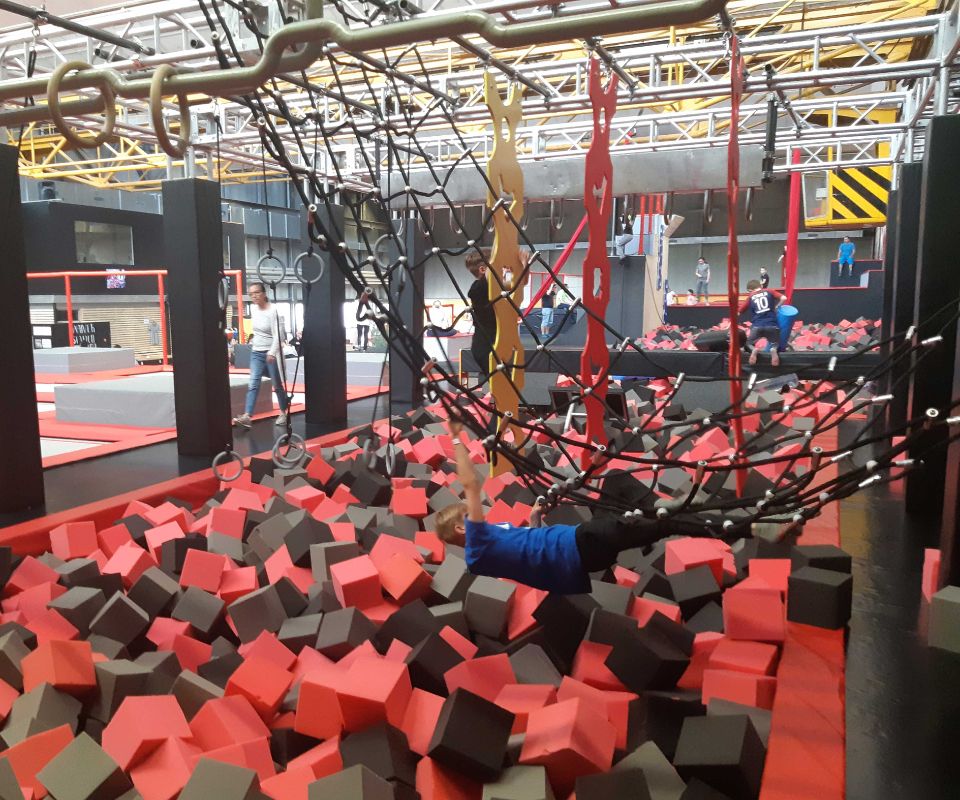 Action und Adrenalin in der Jump Factory bei Basel | Famigros