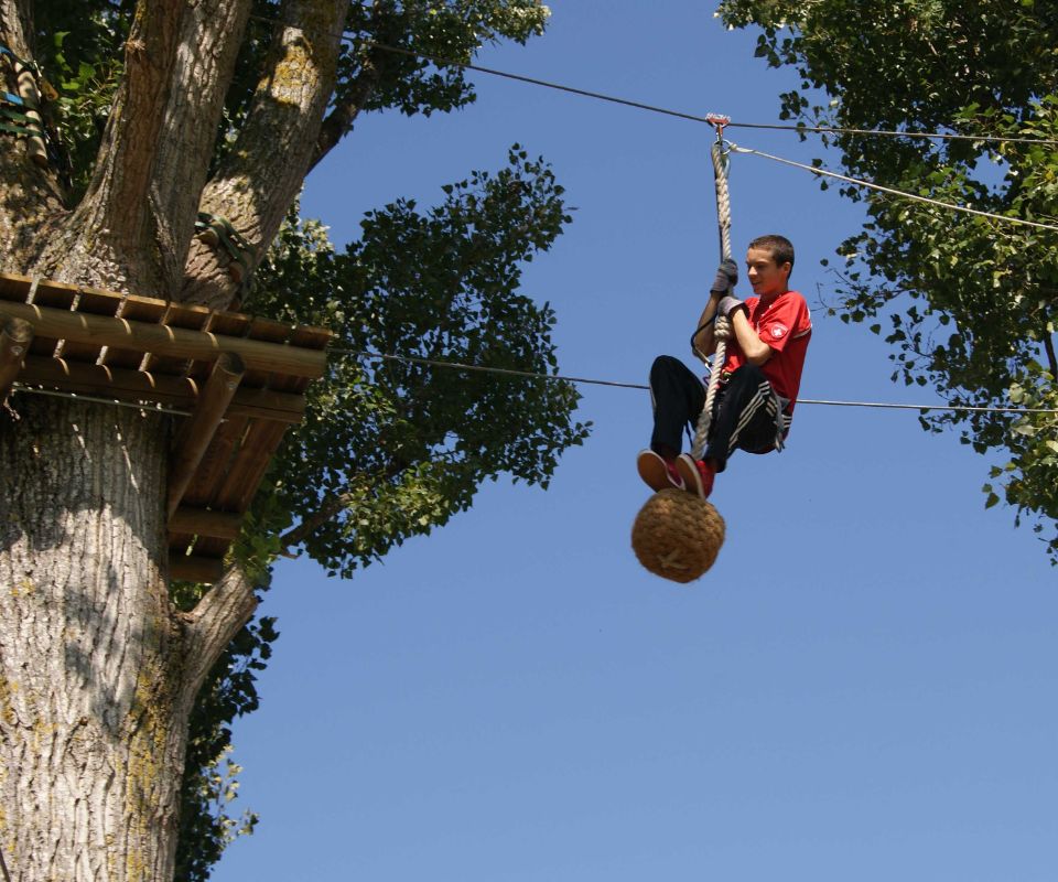 Parc d’aventure Payerneland: karting, quads et plaisir de la grimpe ...