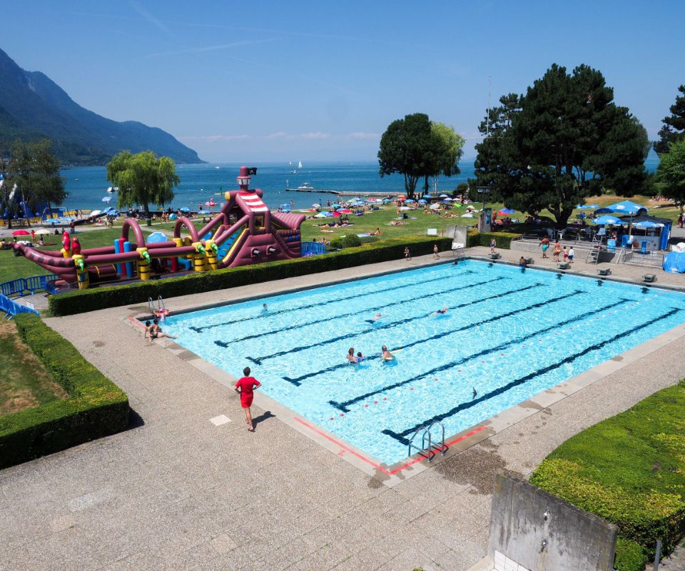 Campen am Genfersee auf dem Rive-Bleue Camping | Famigros