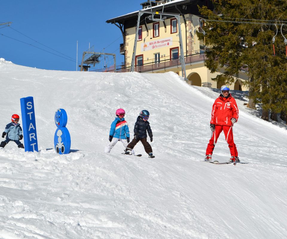 Slittare con la famiglia sul Rigi | Famigros