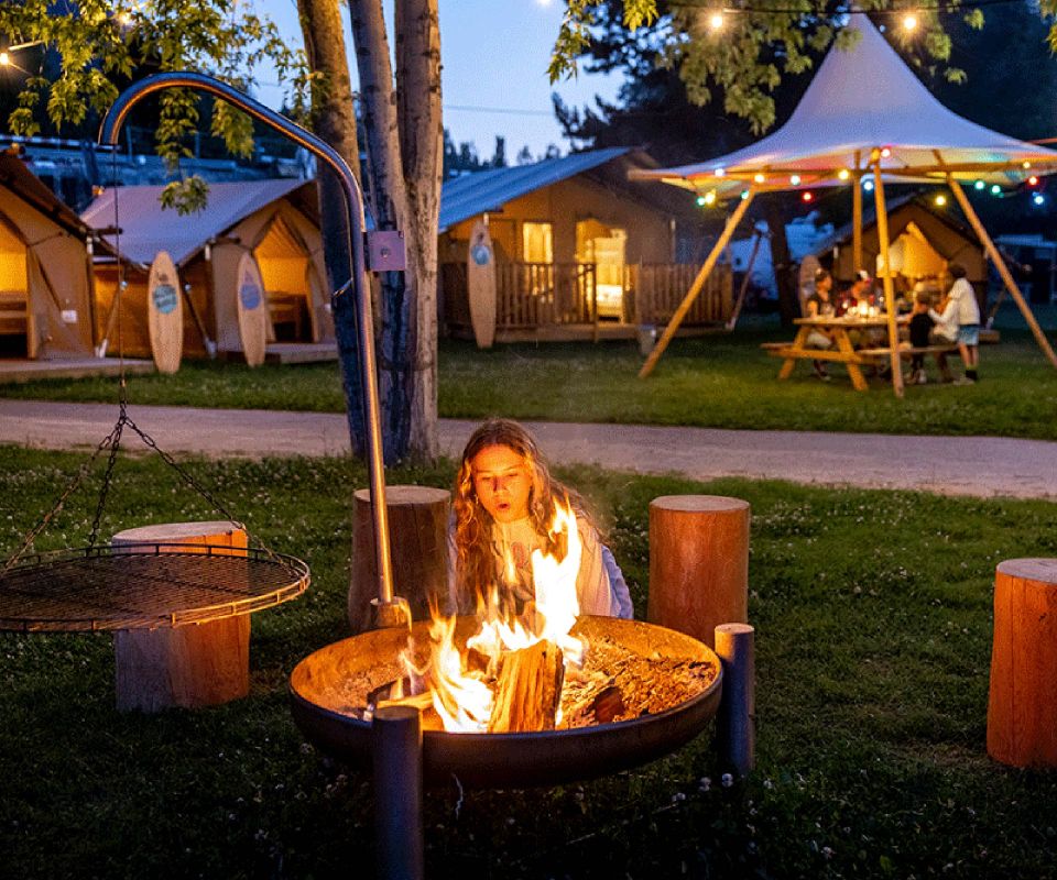 TCS Camping Sion mit kleinem Badesee | Famigros