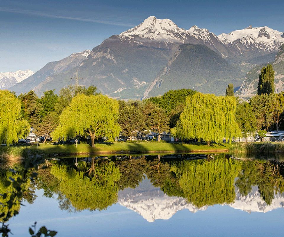 TCS Camping Sion mit kleinem Badesee | Famigros