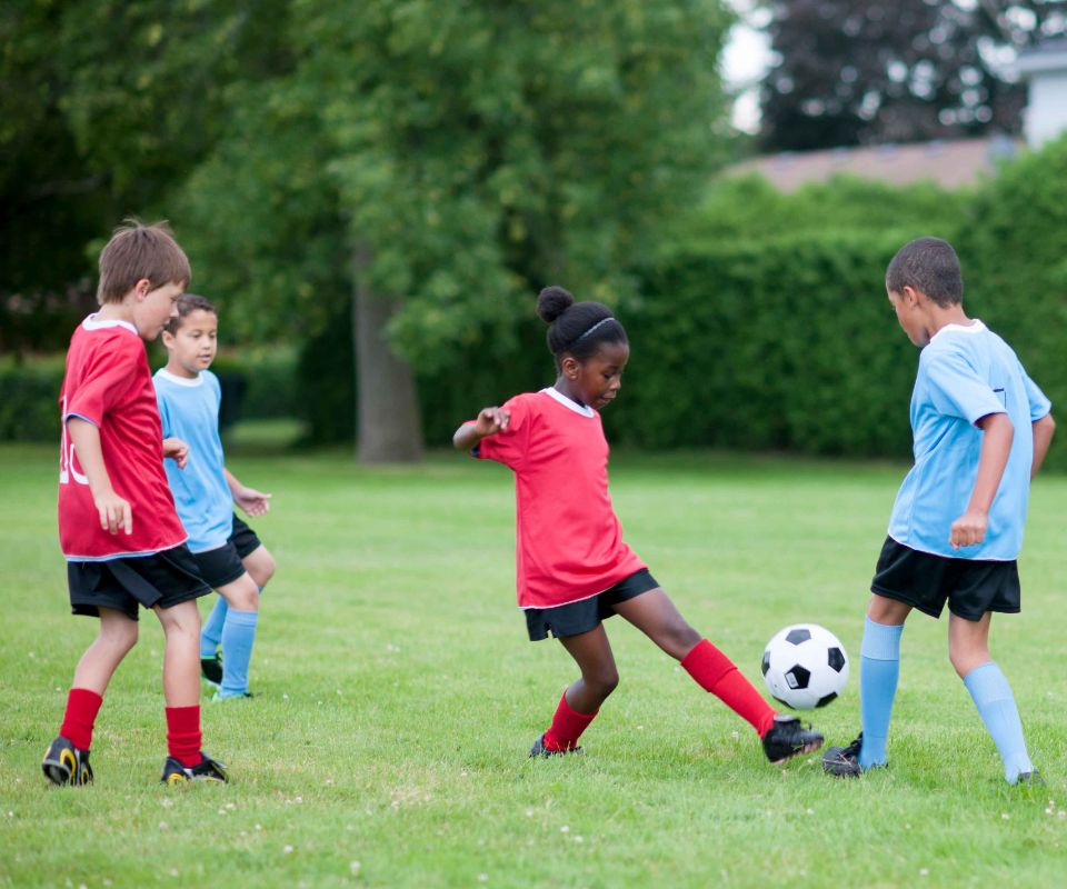 Les enfants et le foot: quel équipement choisir? | Famigros