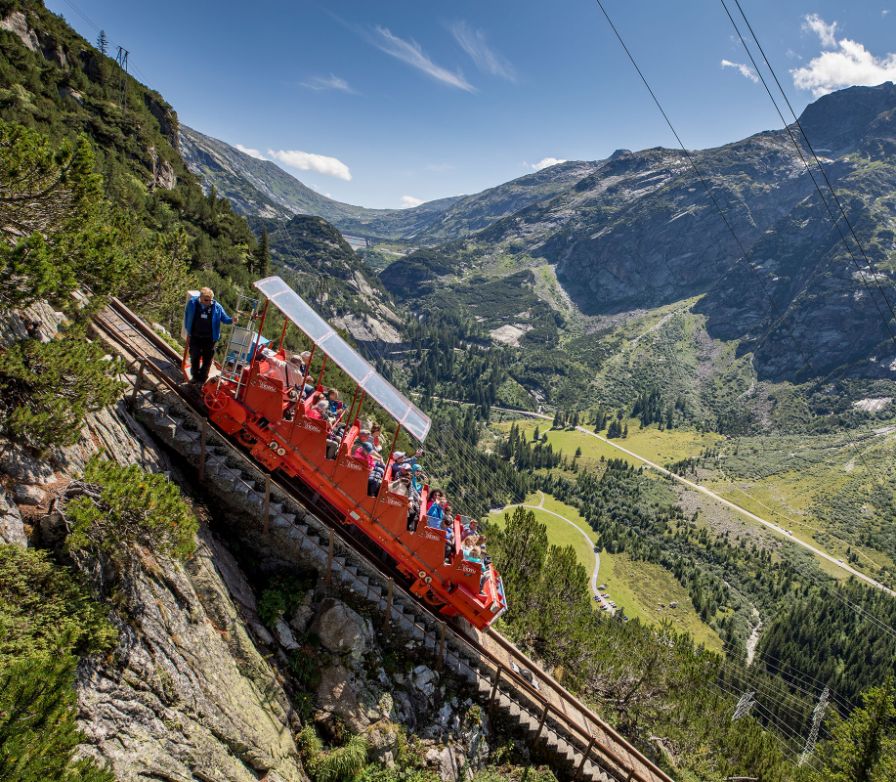 Die 8 berauschendsten Bergbahnen der Schweiz | Famigros
