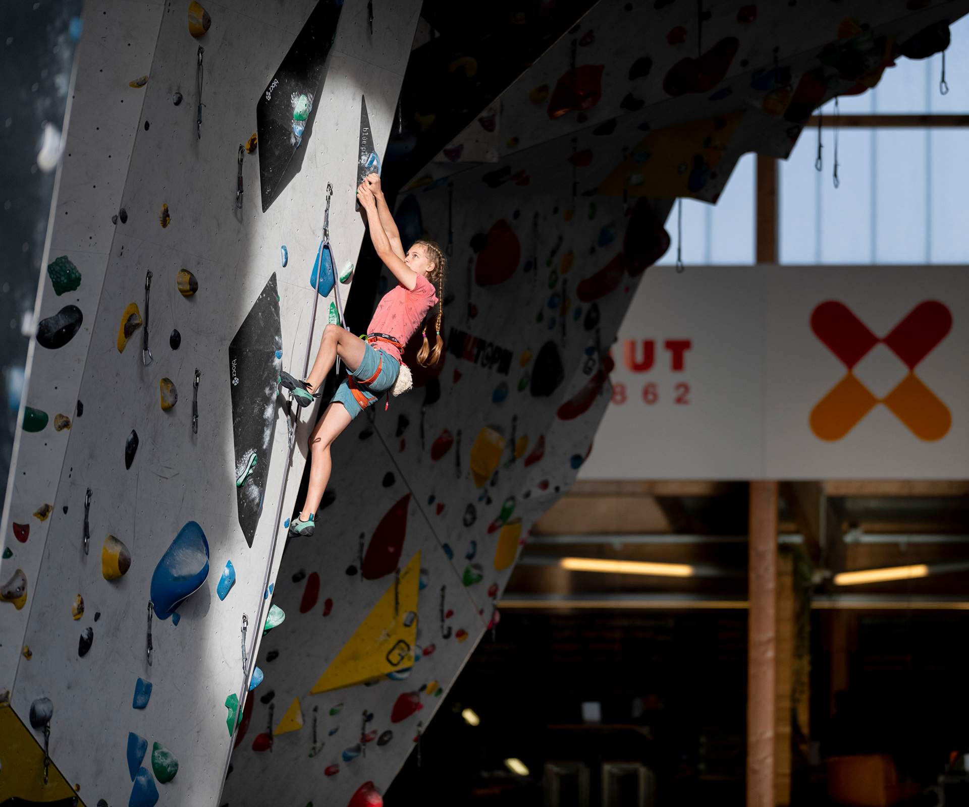 Kletterhalle Griffig Uster – auch für Erstbesteiger | Famigros