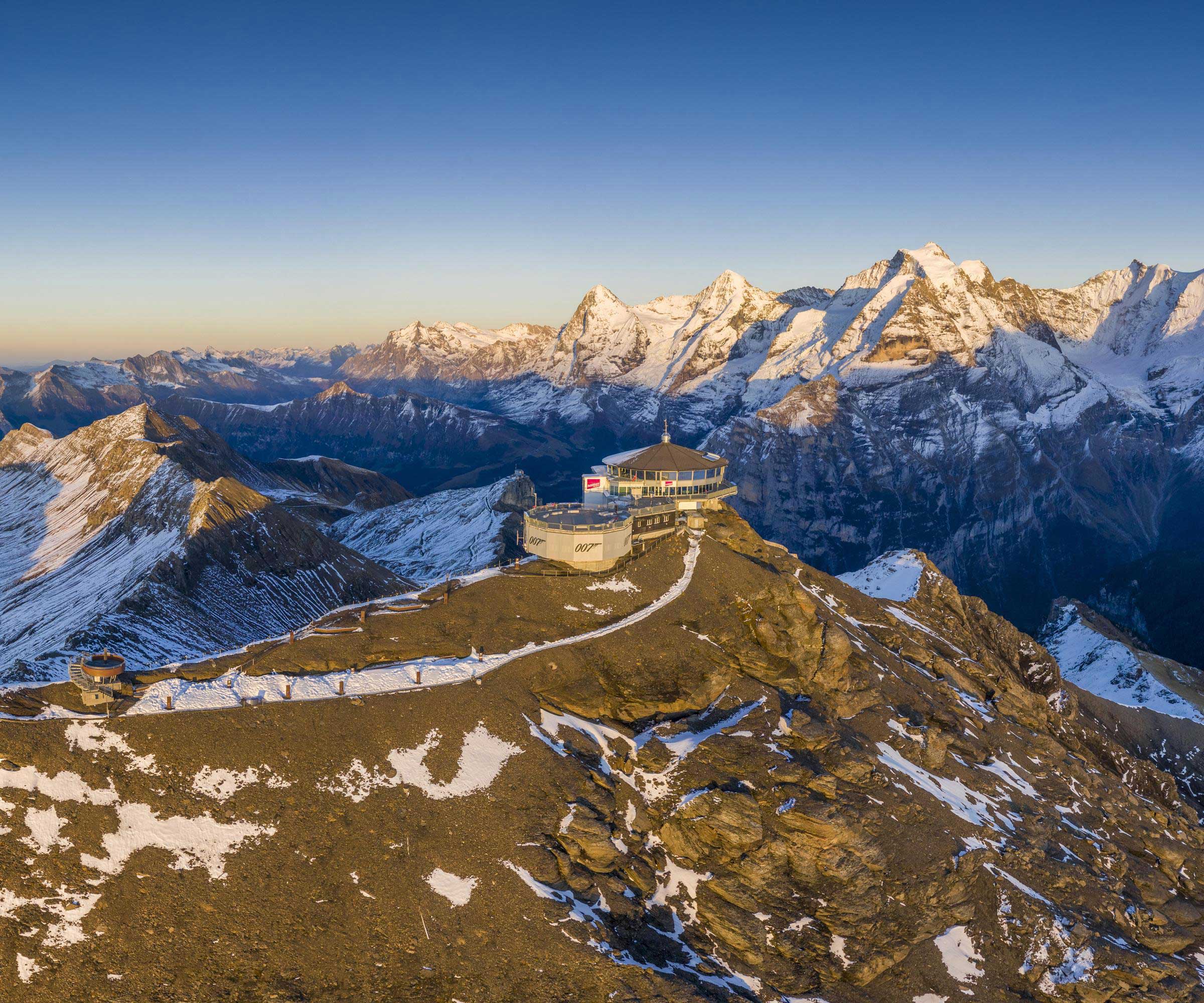 Familienausflug Schilthorn: Brunchen wie James Bond | Famigros